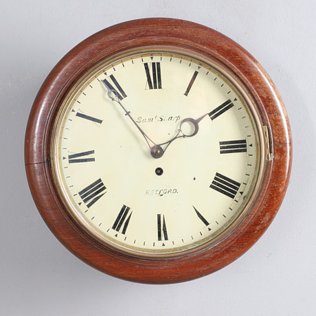 A 19TH CENTURY WALL CLOCK. Clocks & Watches - Wall Clocks - Auctionet