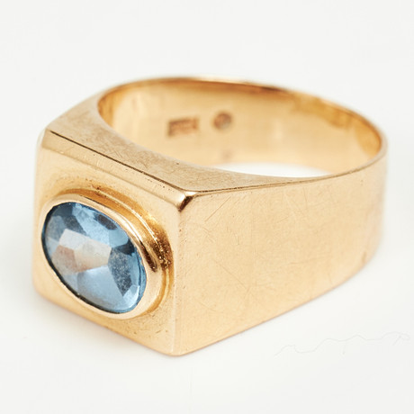 RING, 18k gold, fantasy cut synthetic light blue spinel, D Ekström AB ...