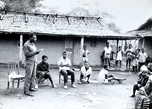 SUNE JONSSON. Gelatinsilverfotografi, Motiv från Kongo, 1960-tal. Konst ...