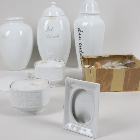 PORCELAIN OBJECTS, lot, for porcelain painting, incl. manufacture of ...