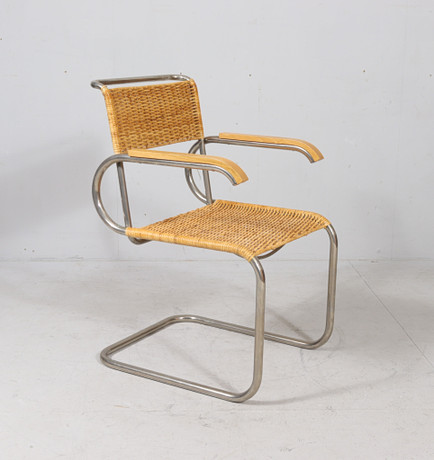 MARCEL BREUER. Set of 2 cantilever chairs with rattan wicker, Tecta, model: D40, Germany, 1980s ...