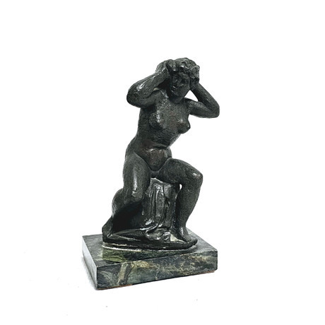MANOLO HUGUÉ. Seated woman. Bronze sculpture on marble base. Art ...