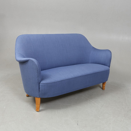 A “Circus” sofa by Carl Malmsten. Furniture - Sofas & seatings - Auctionet