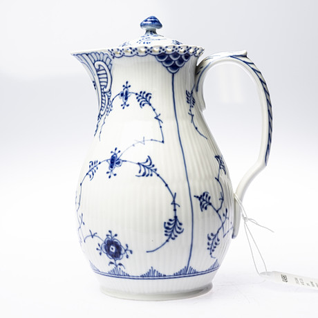CHOCOLATE JUG WITH LID, porcelain, Musselmalet, full blond No. 1025 ...