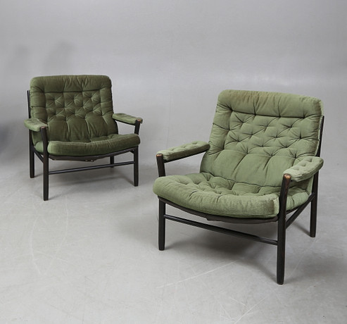 KENNETH BERGENBLAD. Fåtöljer, ett par, "Kavaljer", DUX, formgivna 1975 ...