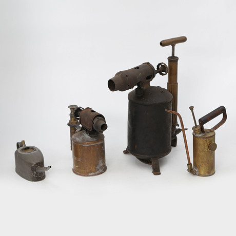 PRIMUS OIL JUG, LUBREX OPTIMUS OIL JUG AND TWO BLOWTORCHES/BURNERS ...