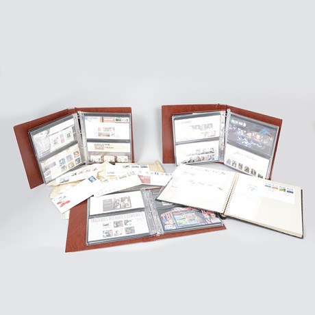ROYAL MAIL PRESENTATION PACKS HOUSED IN THREE ALBUMS AND A COLLECTION ...
