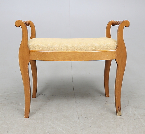 TABURETT, 1900s. Furniture - Armchairs & Chairs - Auctionet