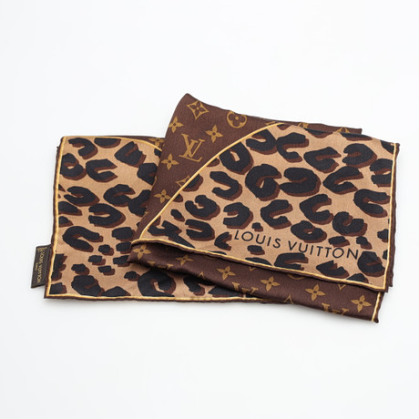 SCARF, "Carre monogram leo marro", Louis Vuitton. Vintagekläder ...