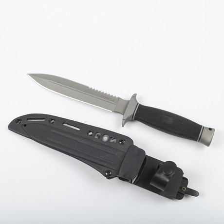 JAKTKNIV, "Daggert 2", metall/gummi, SOG, USA. Vapen & Militaria ...