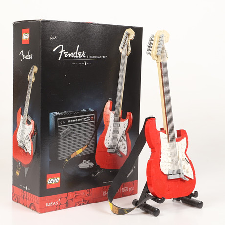 LEGO, “Fender Stratocaster”, Denmark. Toys - Toys - Auctionet