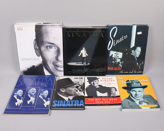 FRANK SINATRA, books about Sinatra, 7. Books, Maps & Manuscripts - Books - Auctionet