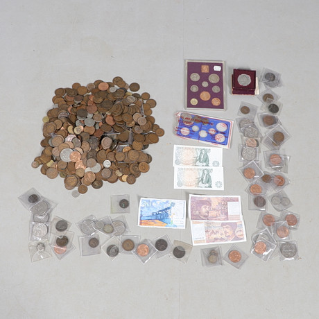 A LARGE COLLECTION OF ASSORTED COINS. Coins, Medals & Stamps - Coins ...