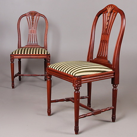 STOLAR, ett par, modell "Axet", gustaviansk stil, 1900-tal. Möbler ...