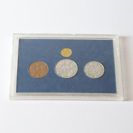 COIN SET, 4 coins, inter alia 23K gold, “Coin types minted during the ...