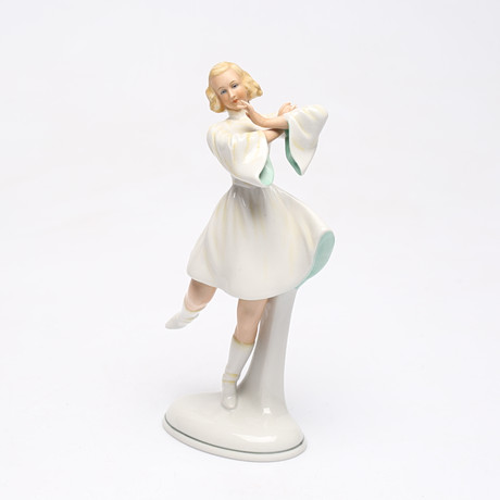 A Schaubach art porcelain figurine, Germany. Ceramics & Porcelain ...