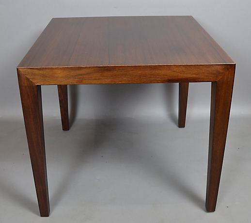 BORD, Haslev, Danmark. Möbler - Bord - Auctionet