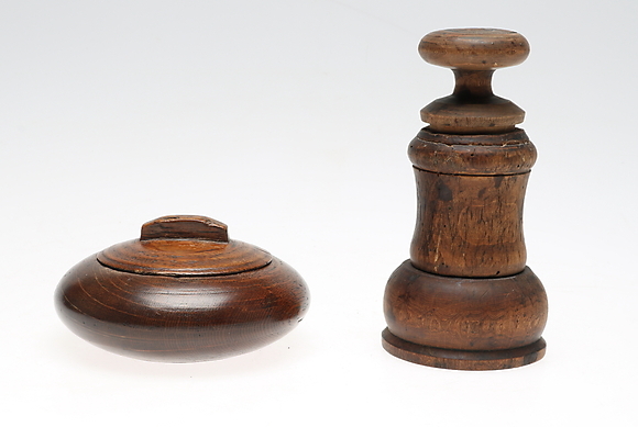 COMMON OBJECTS, 2 parts, 18/1900s. Folk art - Bowls & Boxes - Auctionet