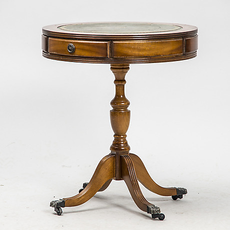 CAROUSEL TABLE, mahogany with leather top, English style. Furniture ...