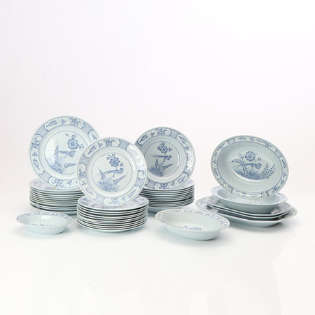 A PIPING BEACH, DINNERWARE, 44 PIECES. “Blue Bird”. Ceramics ...
