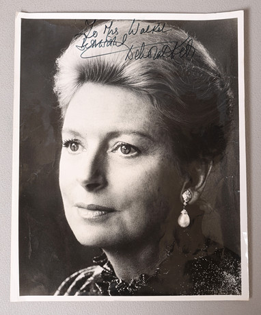 DEBORAH KERR, SIGNED BLACK AND WHITE PHOTOGRAPH. Collectables - Movie ...