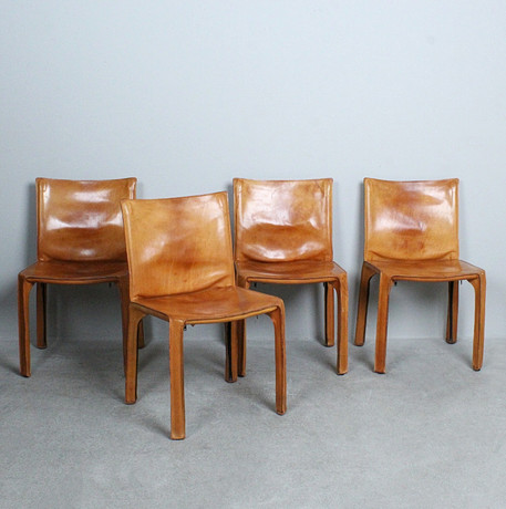 MARIO BELLINI. Cassina. Set of chairs/dining room chairs, model 'Cab ...