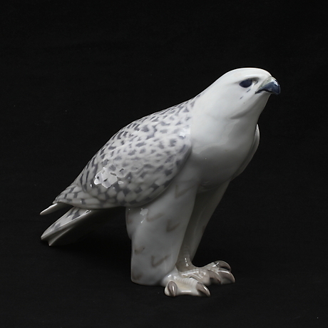 FIGURINE, porcelain, Icelandic falcon model no. 263, Royal Copenhagen ...