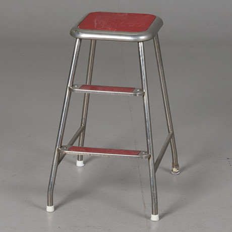 STEGPALL. Metall, AWAB, 1900-tal. Möbler - Övrigt - Auctionet