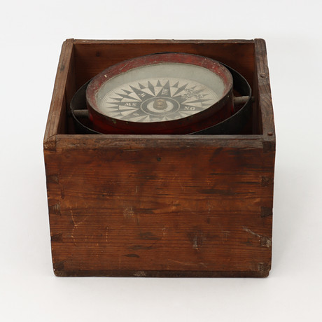 SHIP COMPASS IN WOODEN BOX, FIRST HALF OF 20TH CENTURY. Collectables ...