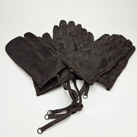 GLOVES, 3 pairs, leather, including Swedish army. Weapons & Militaria ...