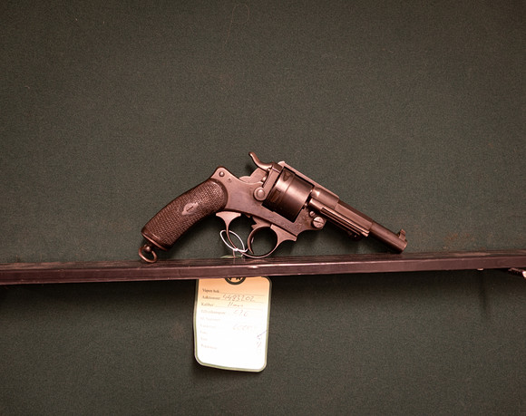 S:t Etienne 1873 kal. 11mm Tillv.nr. C76 SE1880176. Licensvapen ...