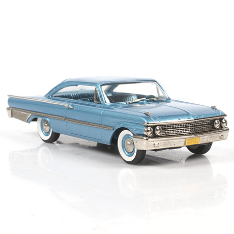 MODEL CAR, metal/resin, Ford Galaxie Starliner HT, 1961, Brooklin ...