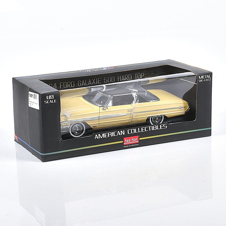 MODEL CAR, metal/resin, Ford Galaxie 500 HT,1964, Sun Star, scale 1:18 ...