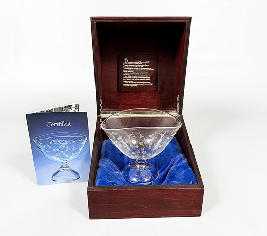 LISA BAUER. SKÅL, kristall, "Linnea", signerad, Kosta Boda, 1993. Glas ...