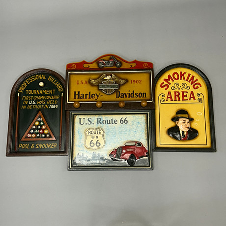 FOUR WOODEN SIGNS. Collectables - Advertising & Signs - Auctionet