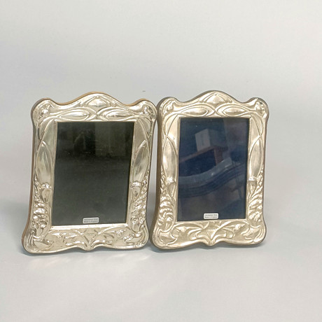 HALLMARKED SILVER FRAMES. Silver & Metals - Silver - Auctionet