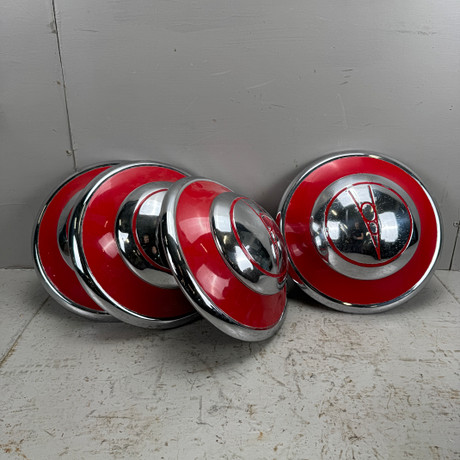 A FORD, model V8, 4 hubcaps, 1930's, USA. Vehicles, Boats & Parts - Car ...