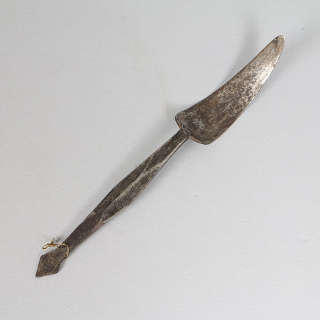 18TH CENTURY STEEL POTATO RAKE. Silver & Metals - Other metals - Auctionet