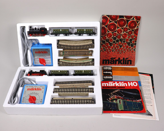 MODEL RAILWAY, MÄRKLIN, Set-ho S, starter set, 2 pcs and various ...