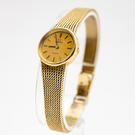 Omega 585 gold wristwatch. Clocks & Watches - Wristwatches - Auctionet