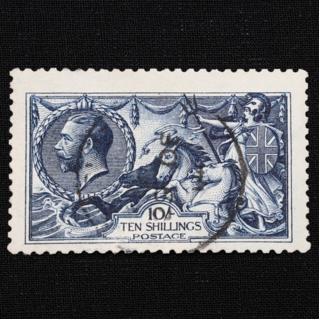 10/- SEAHORSE SG 402VAR SHADE. Coins, Medals & Stamps - Stamps - Auctionet