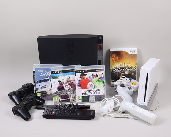 SONY PS3 SAMT NINTENDO WII, diverse spel och tillbehör. Övrigt - Modern ...