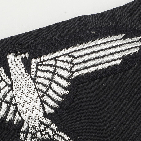 A SECOND WORLD WAR GERMAN WAFFEN-SS ARM EAGLE. Weapons & Militaria ...