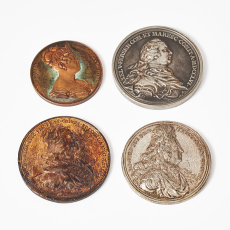 MEDALJER, 4 st., brons, metall, 18/1900-tal. Mynt, Medaljer & Frimärken ...