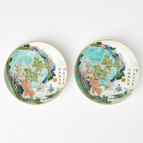 A pair of porcelain dishes, china, river landscape decoration in ...