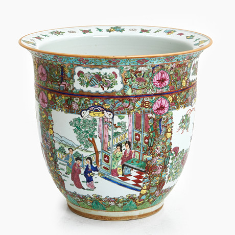 An end of 20th century porcelain outer lining, China. Asiatica ...