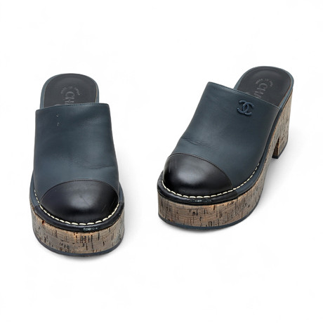CHANEL. Clogs. Vintage & Designer Fashion - Auctionet