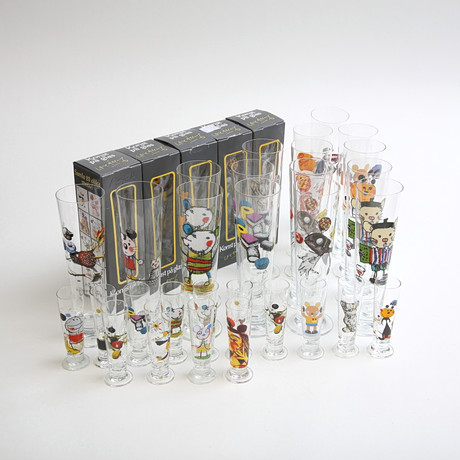 LASSE ÅBERG-GLAS, 35 delar, öl/snaps-glas. Glas - Bruksglas - Auctionet