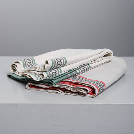 DUKAR, 2 st, à ca 190 x 120 cm. Mattor & Textil - Textil - Auctionet