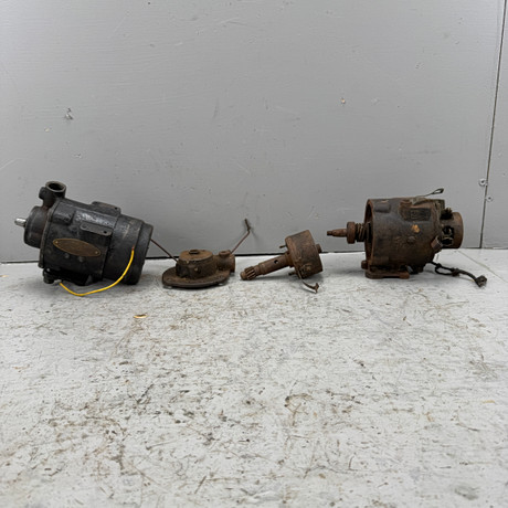 A HARLEY DAVIDSON, alternator and parts, for Single, 1920s, USA ...